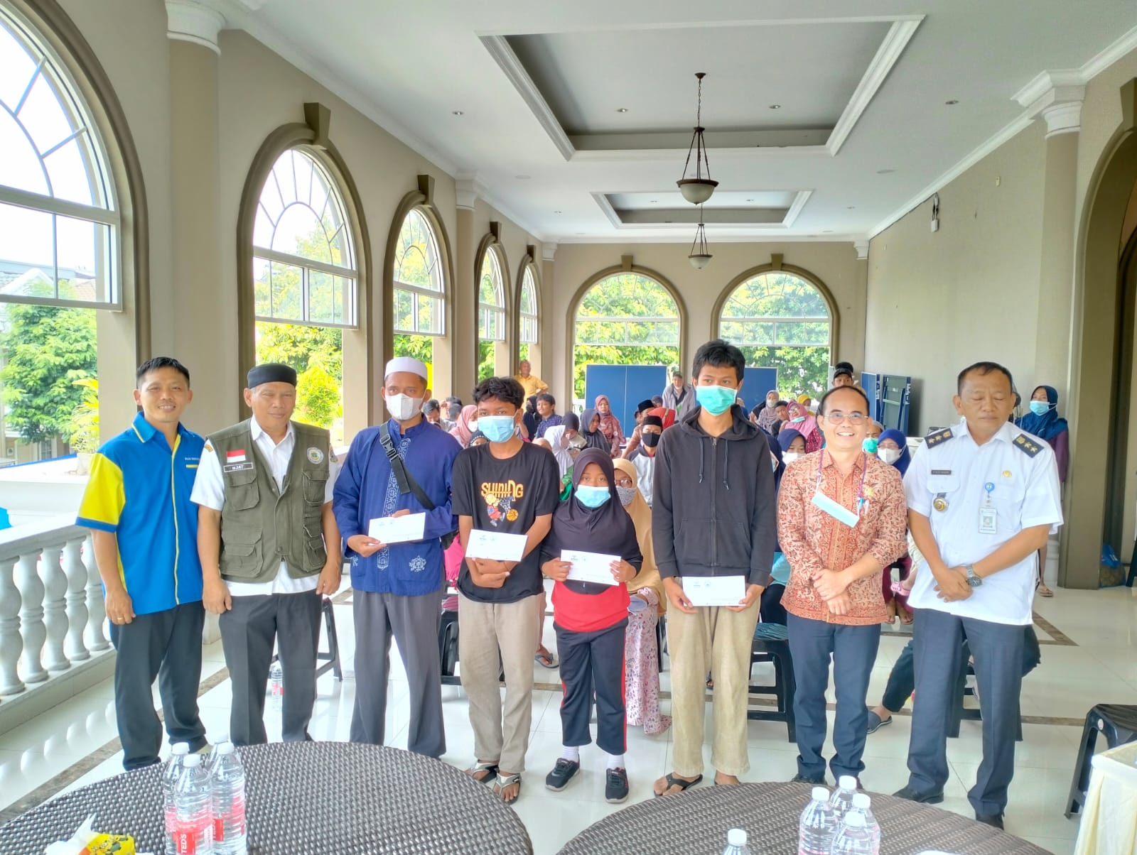 Yeremia Mendrofa Fasilitasi Bantuan Masjid, Marbot, Guru Ngaji ...