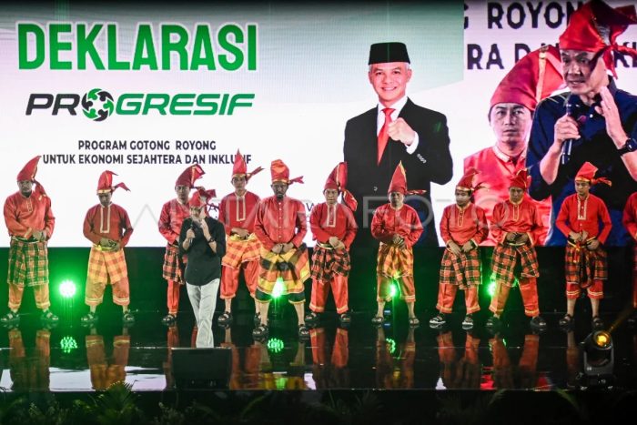 Ganjar Pranowo Disambut Meriah dalam Deklarasi Dukungan Program Progresif di Gedung SMESCO ...