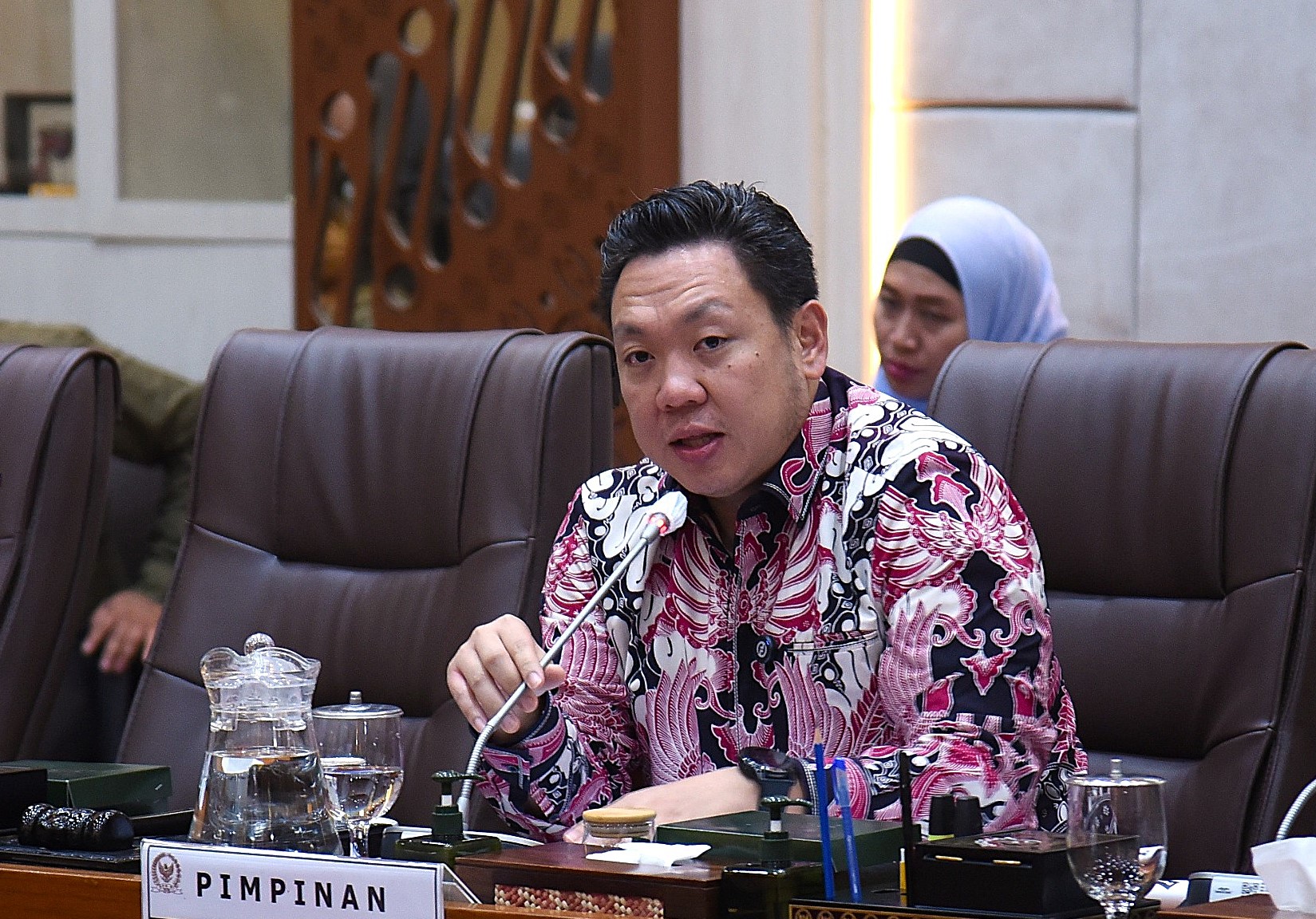 Charles Honoris Respon Kasus keracunan MBG